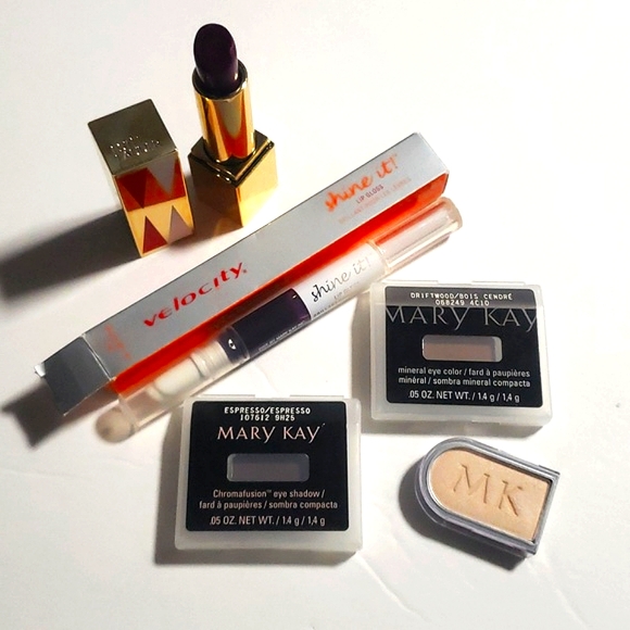 Mary Kay | Makeup | Lot Of 5 Mary Kay Estee Lauder Eye Shadow And ...